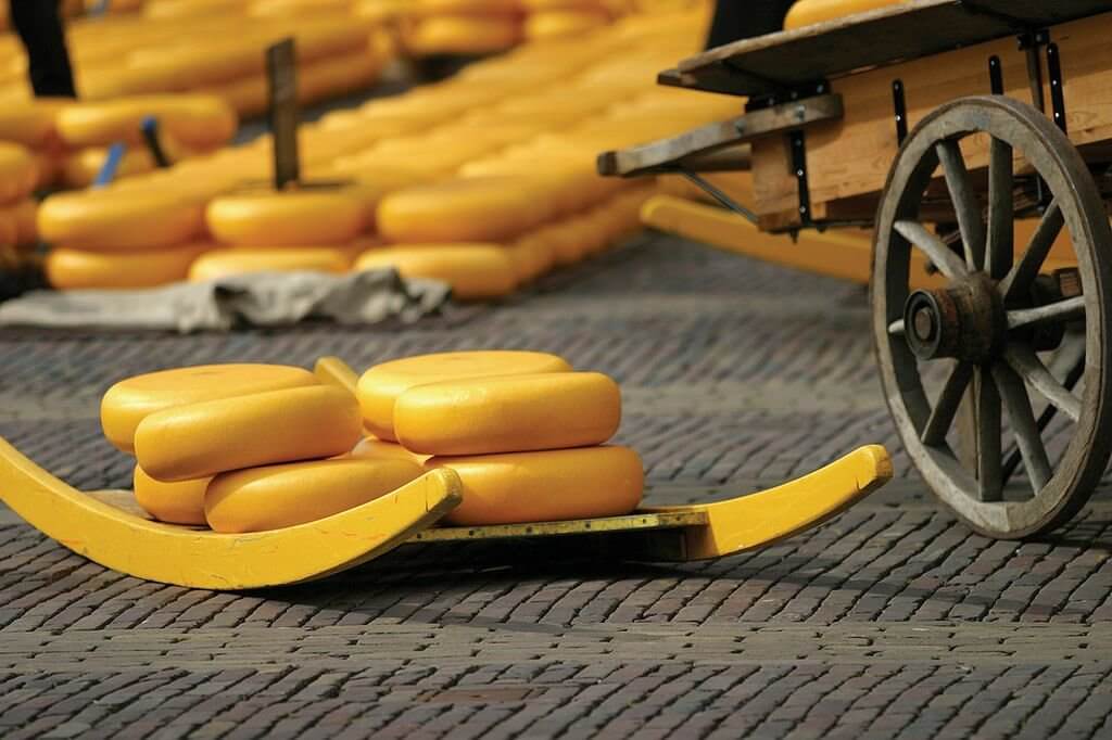 Dutch Cheese - Thingstodoinamsterdam.com