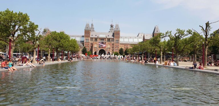 Het Museumplein: Amsterdam's Most Popular Tourist Spot