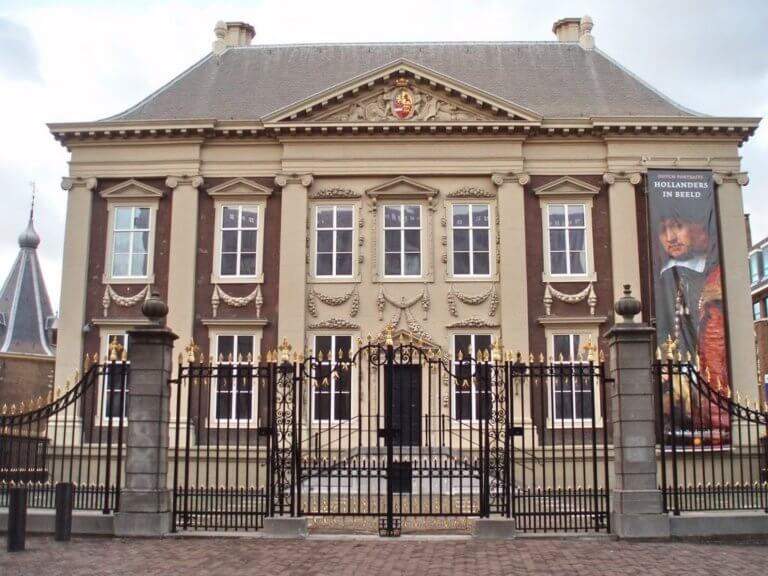 The Hague - best things to do & everything you must know about the city!