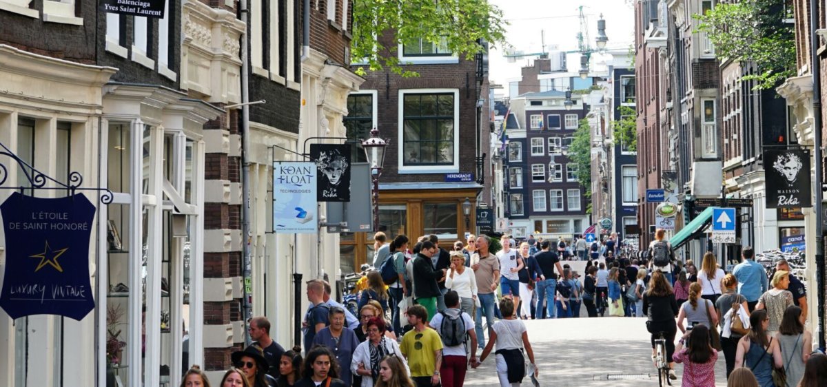 Amsterdam Shopping area's - malls, markets