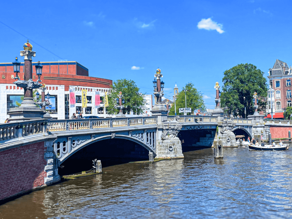 The bridges you must see in Amsterdam - ThingstodoinAmsterdam.com