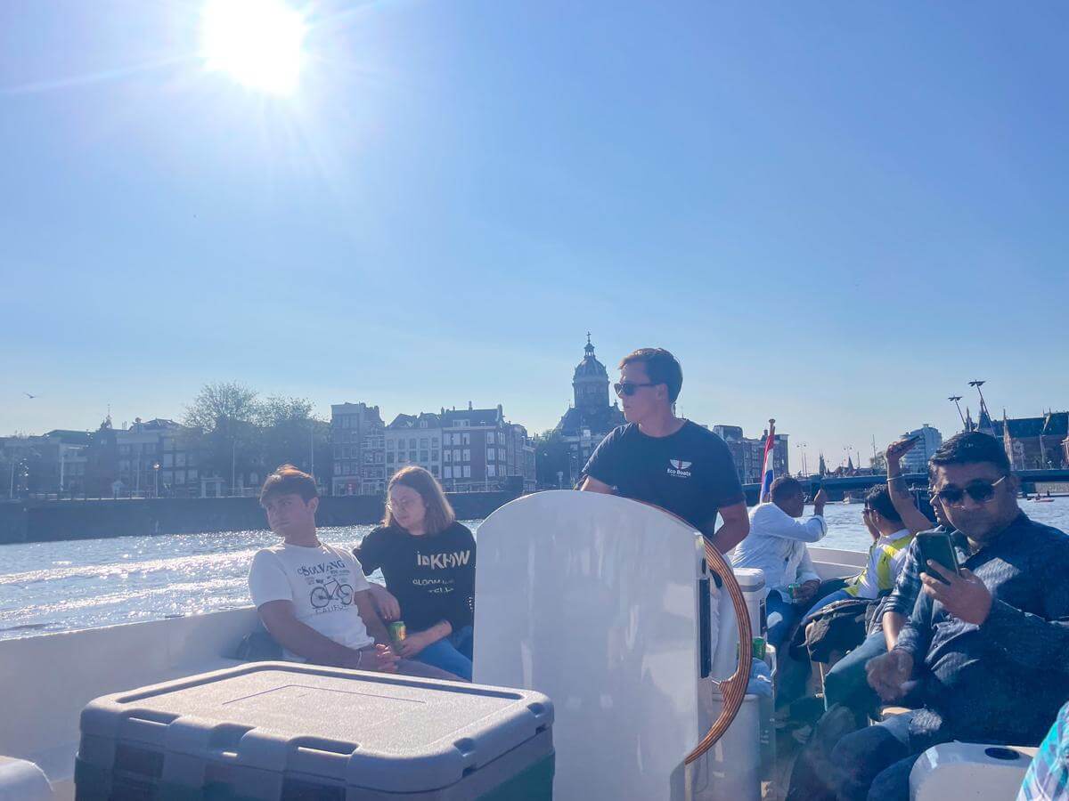 Eco Boats: reseña del crucero de 1 hora en barco descubierto en Ámsterdam